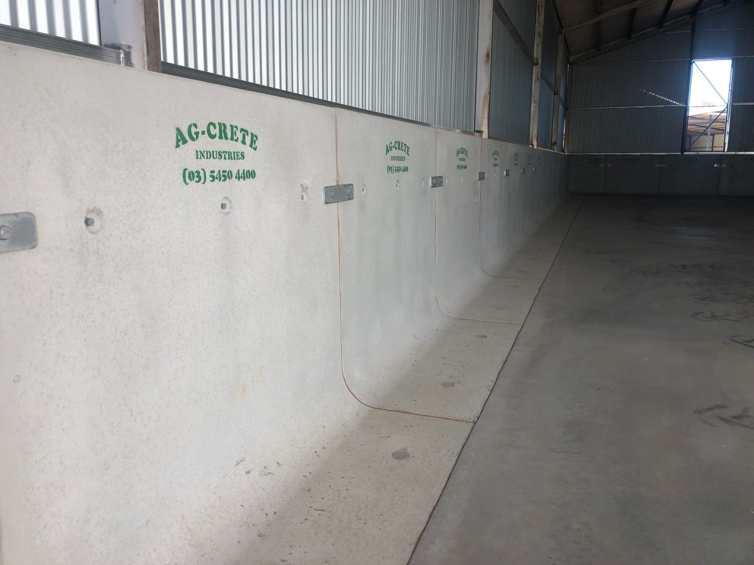 L-Block Walls - Ag-Crete Industries